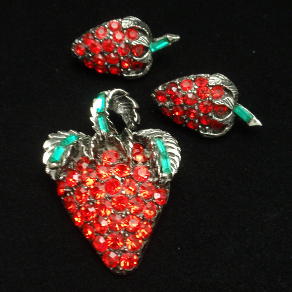 Strawberry Fruit Set Vintage Pell Rhinestones Brooch Pin And Earrings