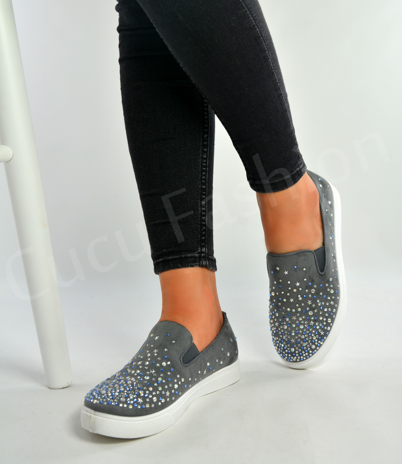 New Womens Ladies Slip On Flat Plimsolls Studded Trainers Pump Shoes