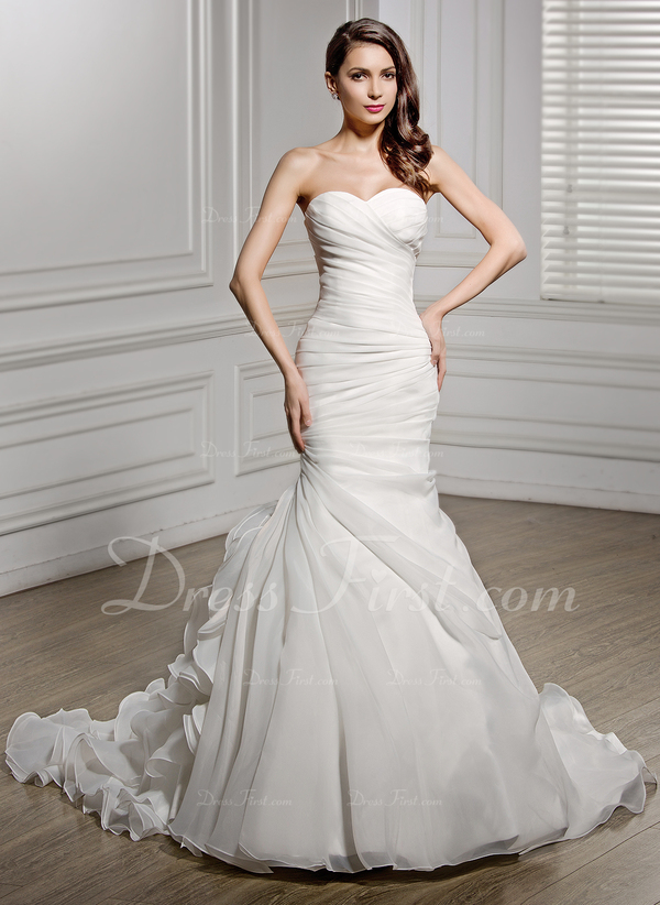 Trumpetmermaid Sweetheart Chapel Train Organza Wedding Dress With