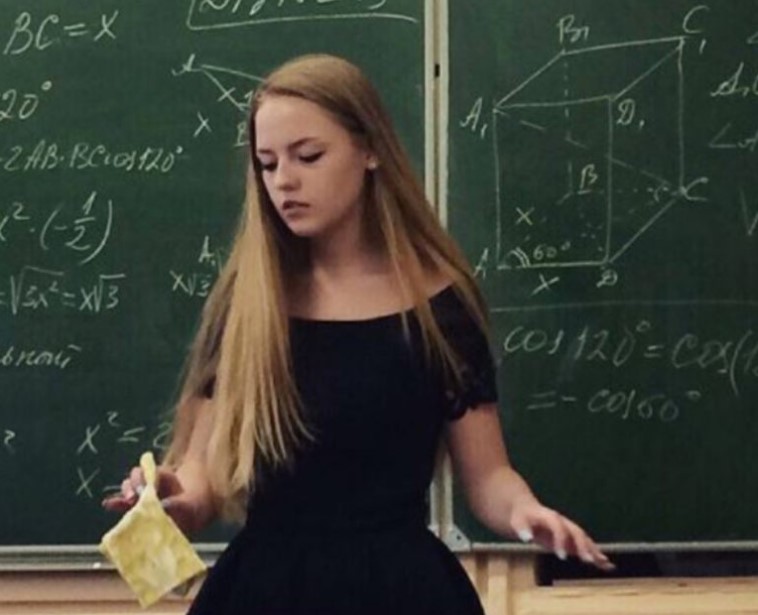 Teachers Caught Off Guard And Other Hilarious Candid Classroom Moments