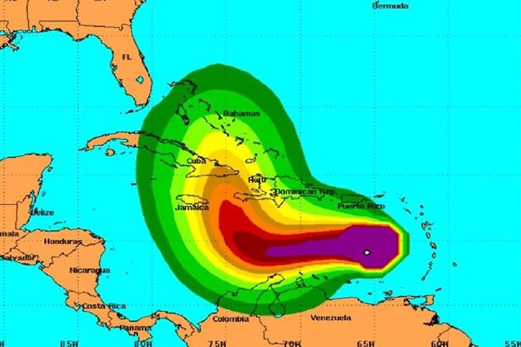 Matthew Se Fortalece Y Se Covierte En Huracán En El Caribe