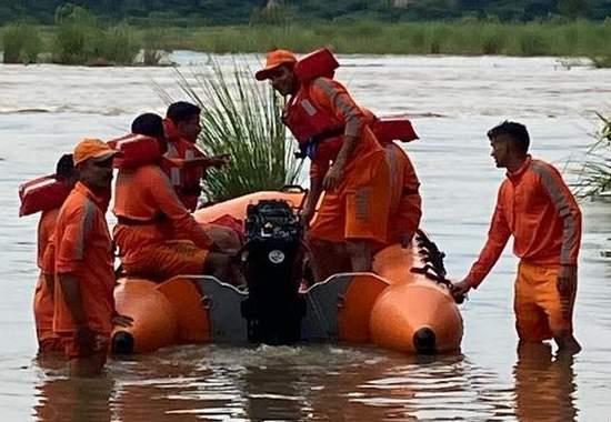 Punjab Floods Update 8 Districts Inundated In Water Ndrf Join Hands