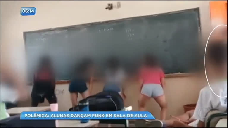 Alunas Dançam Funk Com Professora E Geram Polêmica Recordtv R7