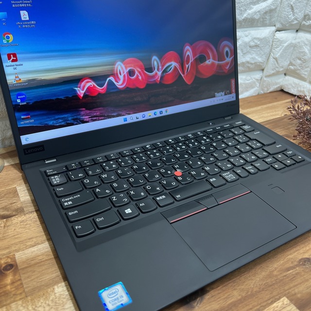 【美品】thinkpad X1 Carbon☘ssd256gb☘ I5第8世代☘ ほんぽくんのpc