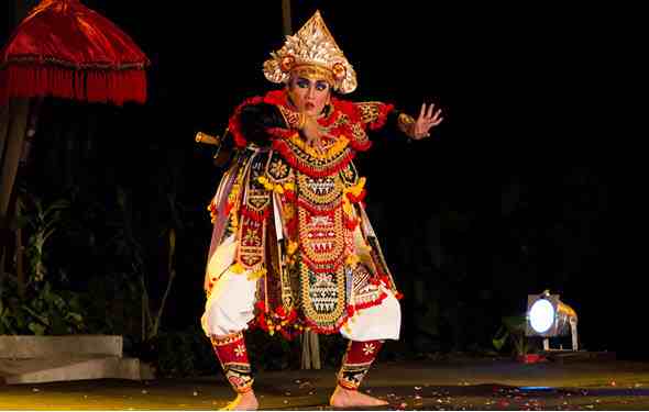 Tari Kreasi Daerah Berbentuk Tari Tunggal