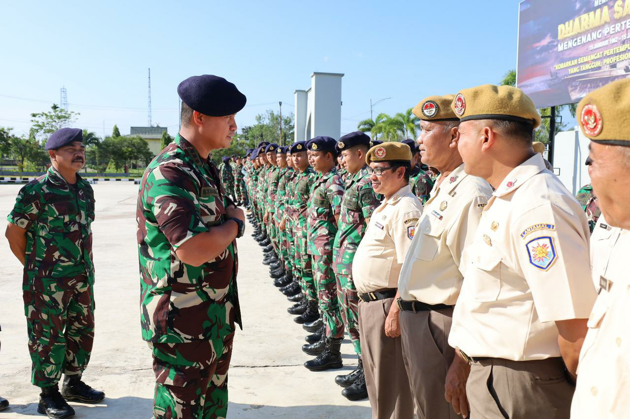 Awali Tugas Komandan Lanal Dumai Pimpin Apel Khusus Swaranusa