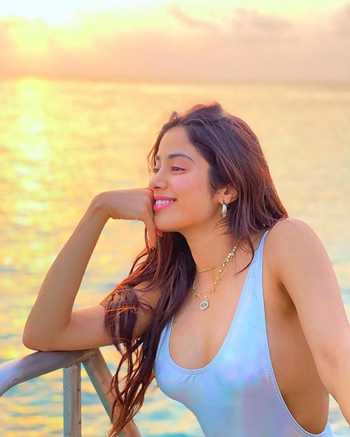 30 Hot Photos Of Janhvi Kapoor In Bikini And Swimsuits Flaunting Her