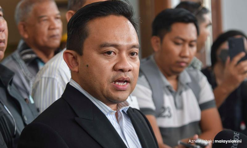 Malaysians Must Know The Truth Wan Saiful Gets Temporary Passport