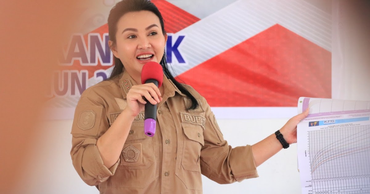 Komitmen Tekan Kasus Stunting Bupati Karolin Kunjungi Desa Rabak