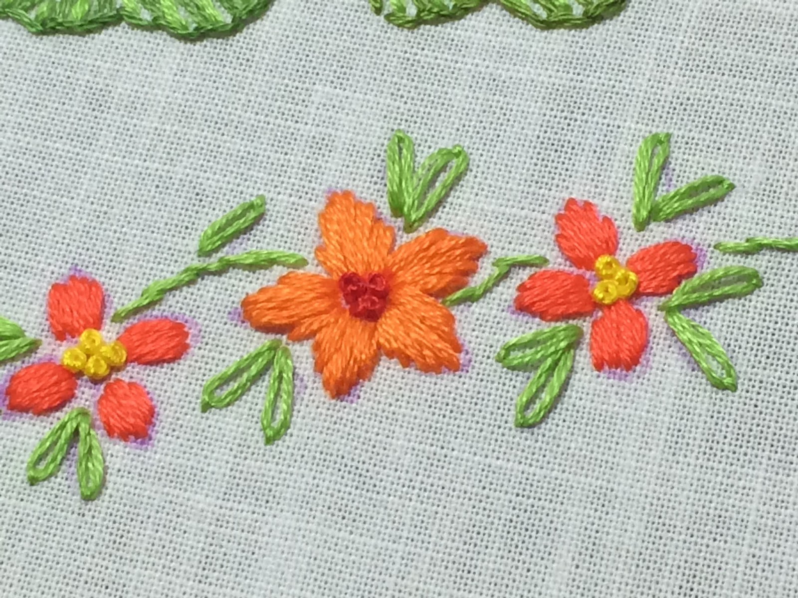 Mooshiestitch Satin Stitch Flower