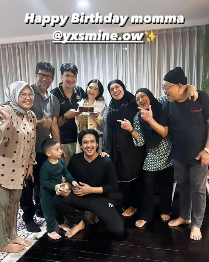 9 Potret Yasmine Ow Istri Aditya Zoni Baru Ultah Ke 22