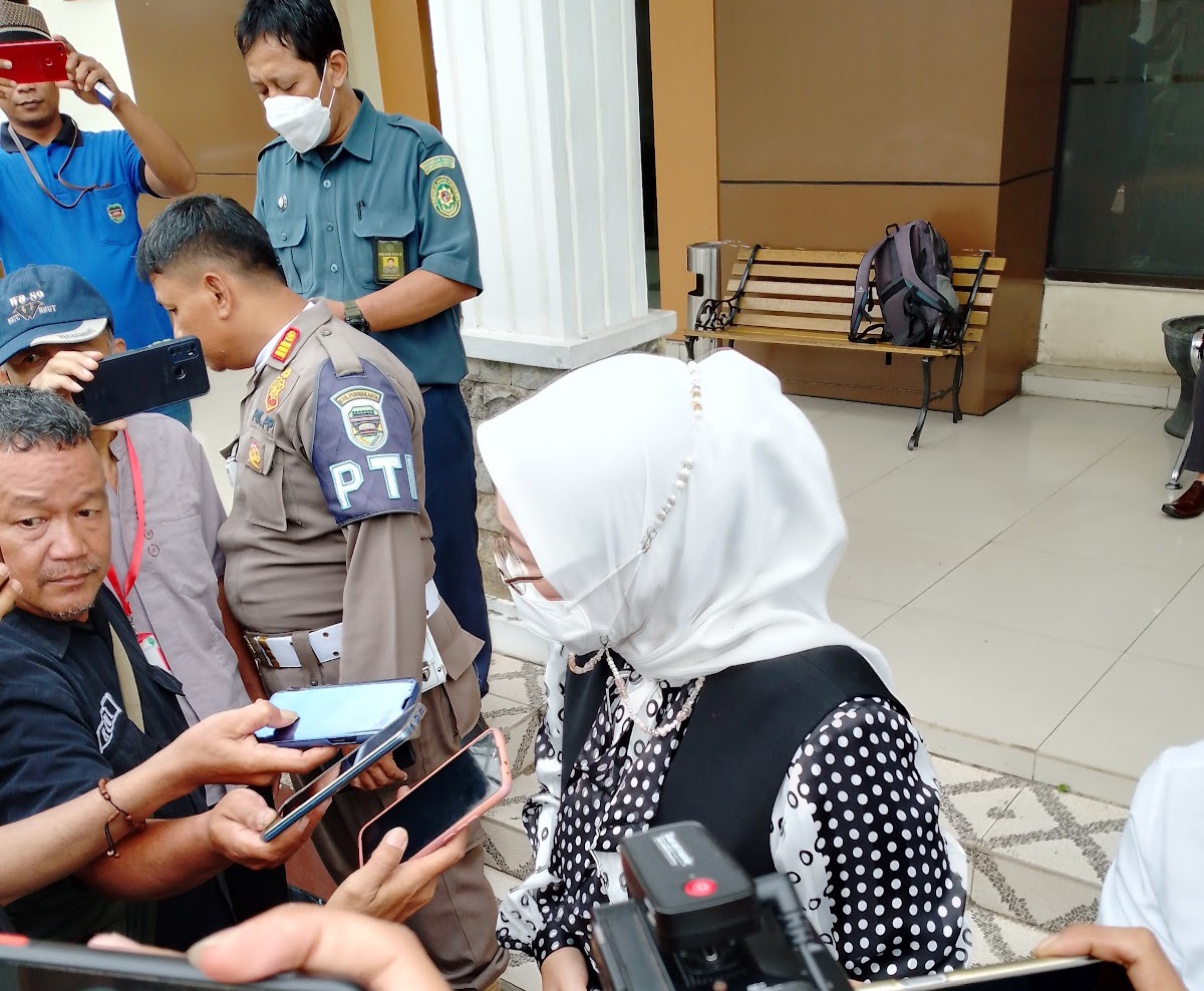 Sidang Perdana Gugatan Cerai Ditunda Pihak Dedi Mulyadi Kasih Alasan