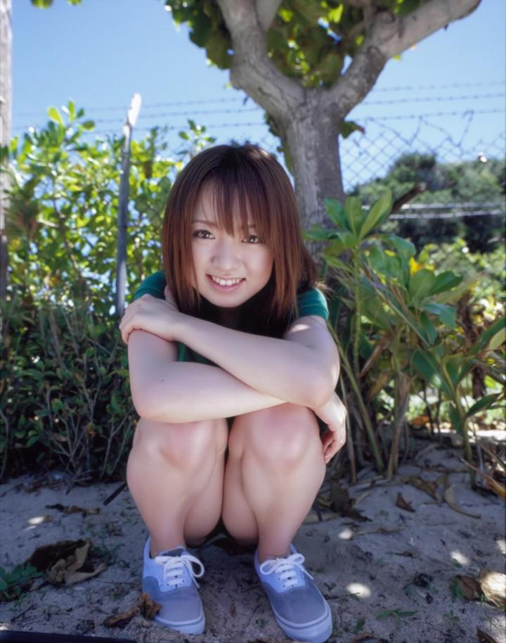 Asami Konno Japanese Cutie Singer Sexy Short Jeans Photo ~ Jav Photo