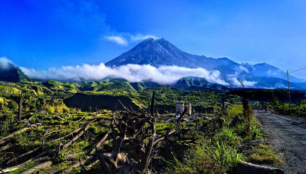 Wisata Kaliadem Kaliurang Berselfie Dengan Gunung Merapi Wisata Niaga