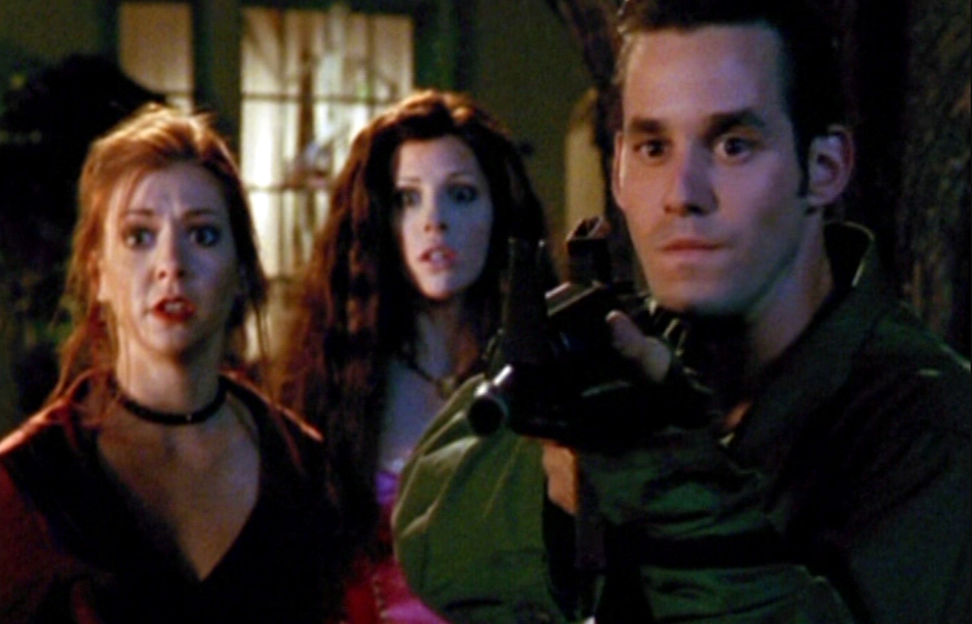 Doux Reviews Buffy The Vampire Slayer Halloween