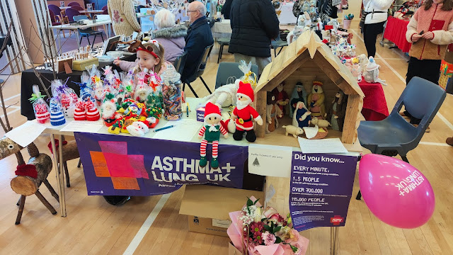 Santa Visits The Ainsdale Craft Fayre Ots News Southport