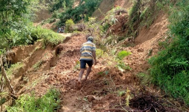 Longsor Lembang Miallo Tana Toraja Akses Dan Rumah Warga Terputus 2