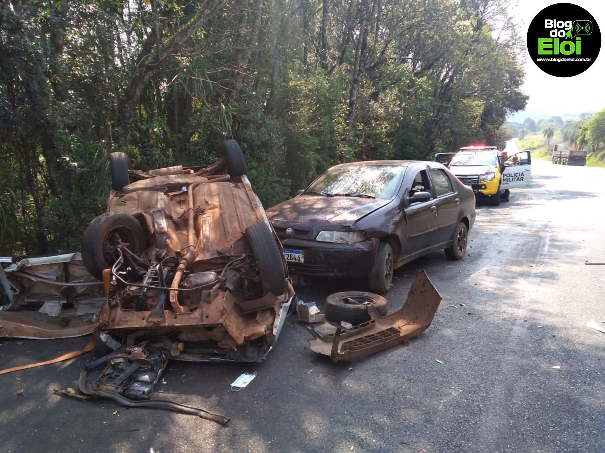 Blog Do Elói Turvo Acidente Envolvendo Três Carros Deixa Dois Feridos