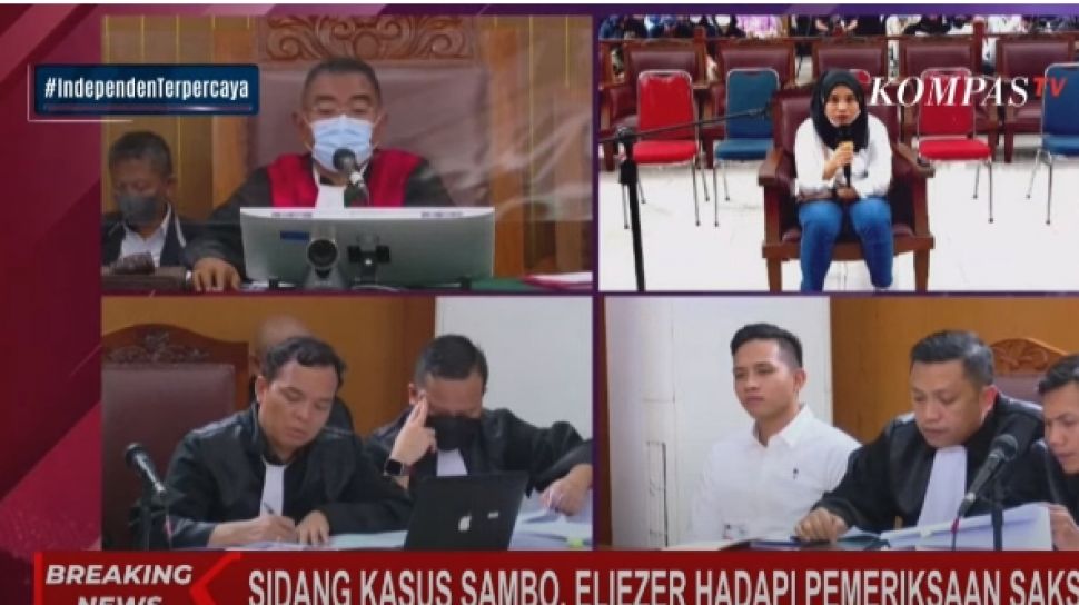 Jaksa Curiga Art Sambo Pakai Handsfree Saat Beri Keterangan Democrazy