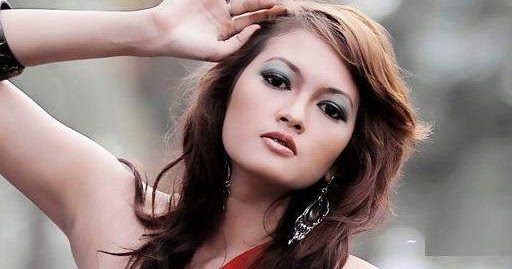 Foto Foto Model Seksi Richa Warsito Tonnscomp