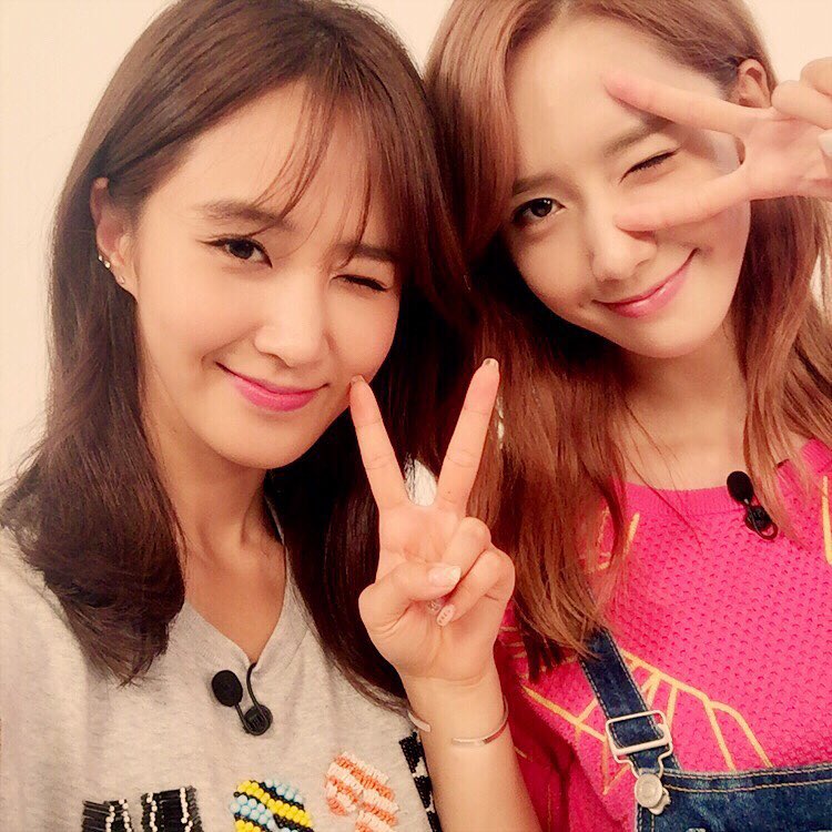 Snsds Yoona And Yuri Posed For A Cute Selca Picture Wonderful Generation