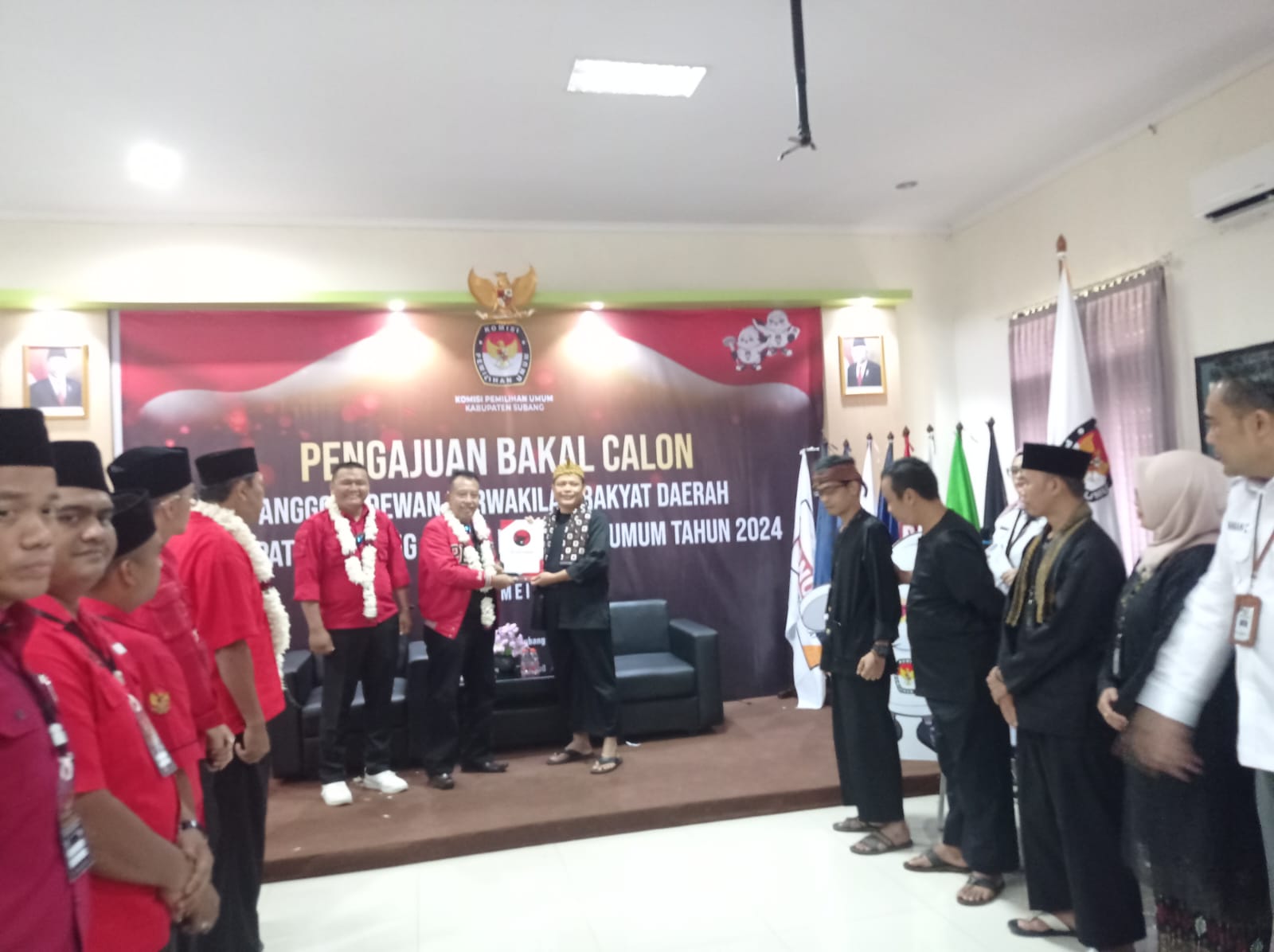 Dpc Pdi P Subang Resmi Mengajukan 50 Bacaleg Ke Kpu D Kabupaten Subang