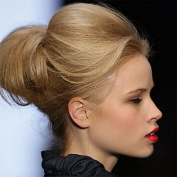 The Shaggy Palm Tree Fine Attractive Thin Hair For Every Age Ponytail