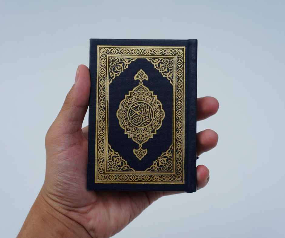 7 Manfaat Membaca Dan Mengamalkan Al Quran Menurut Hadist Jangan Lewatkan