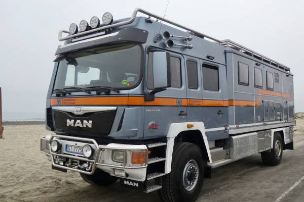 Man World Overland Expedition Four Wheel Drive Camper Nice To Own Rv