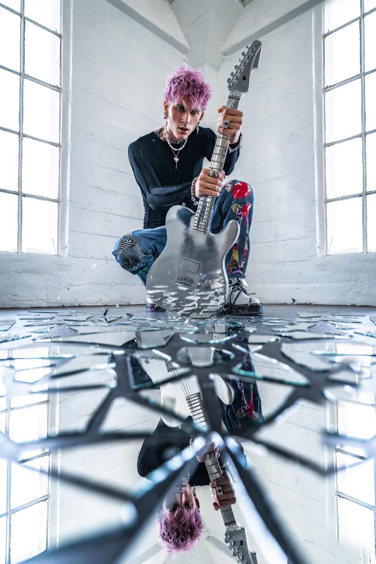 Machine Gun Kelly Il Principe Del Punk Torna Con Il Nuovo Album