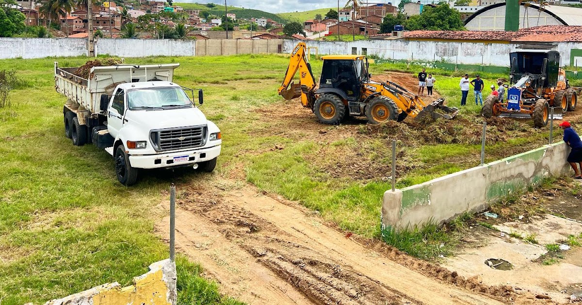 Blog Do Djalma Lopes Prefeitura De Macaparana Realiza Obras De