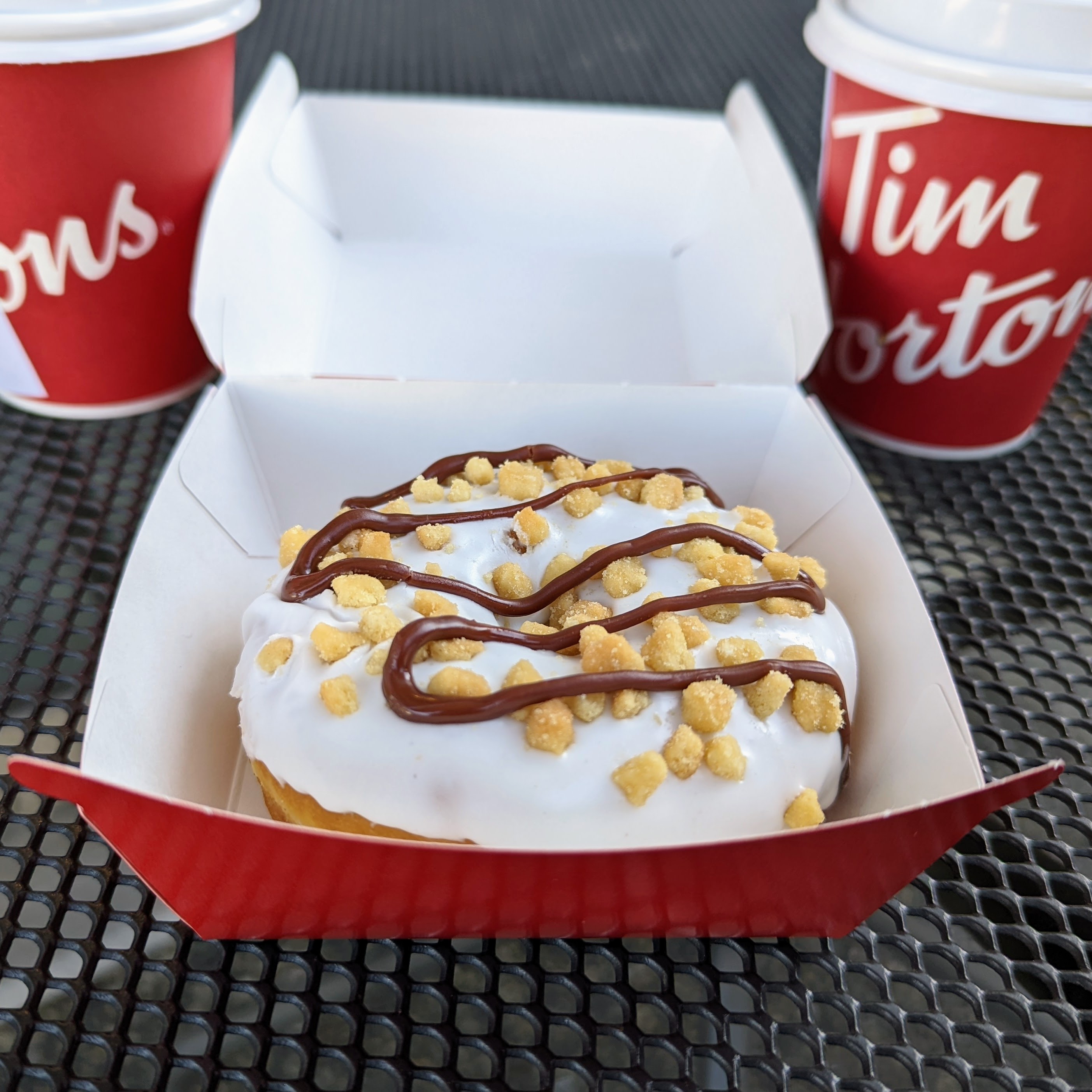 Smooch Food Hersheys Smores Dream Donut From Tim Hortons