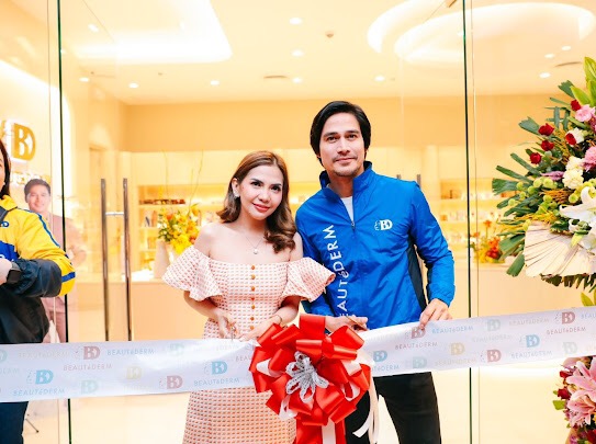 Beautéderm Ceo Rhea Tan Opens Largest Store At Clark Cityfront Mall