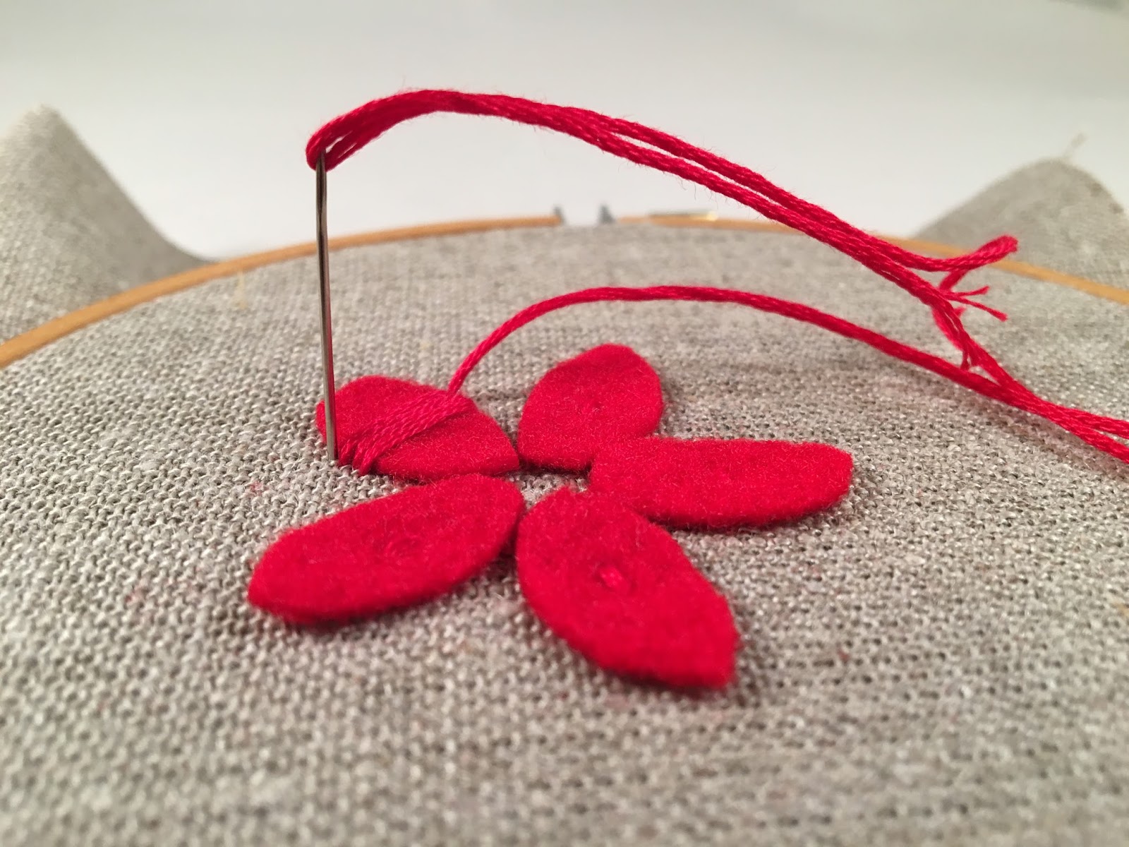 Feeling Stitchy Mooshiestitch Monday Padded Satin Stitch Flower