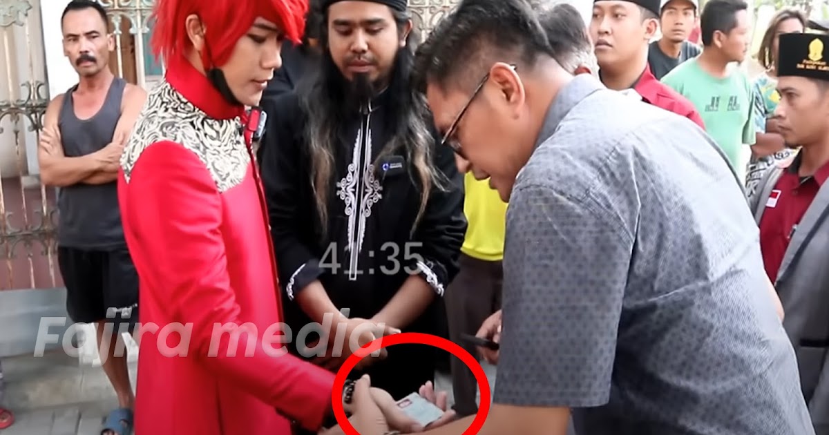 Ini Nama Asli Pesulap Merah Pengacara Gus Samsudin Bongkar