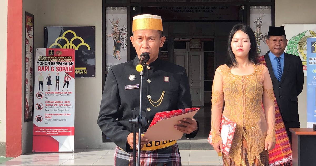 Ragam Pakaian Adat Warnai Bapas Pangkalan Bun Kanwil Kalteng Peringatan