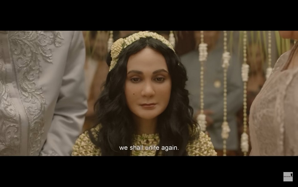 Potret Luna Maya Di Trailer Film Suzzanna Malam Jumat Kliwon Paras