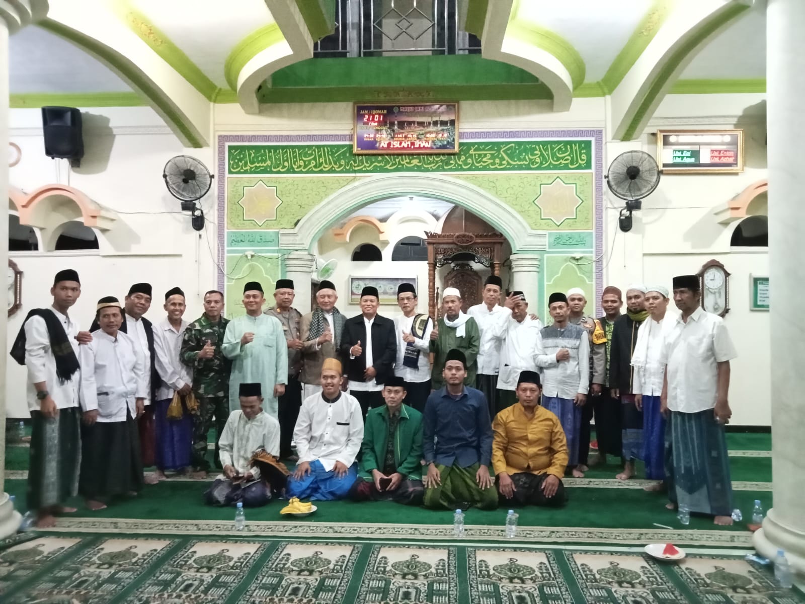 Tarling Ke Masjid Al Hikmah Desa Pasir Jaya Camat Cikupa Serahkan