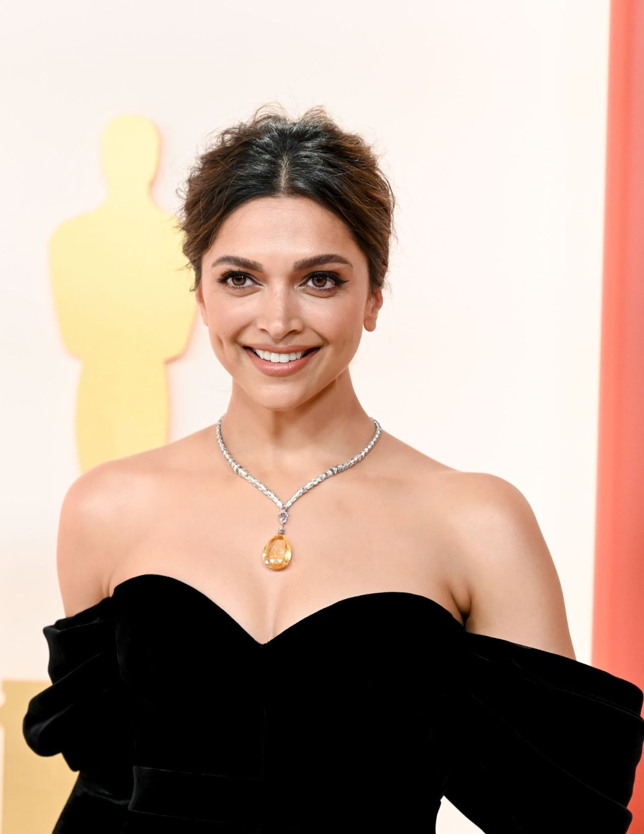 Deepika Padukone Flaunts Louis Vuitton At The 2023 Oscars