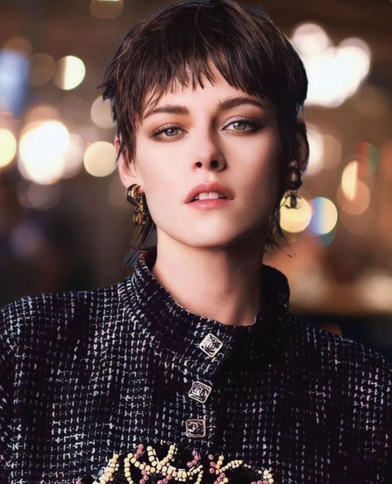 Sneak Peek Kristen Stewart Covers “elle”