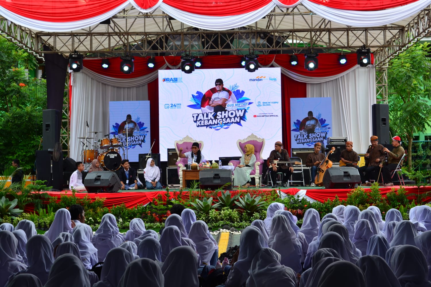 Talk Show Orasi Kebangsaan Bersama Gus Miftah Di Sma Negeri Cepu