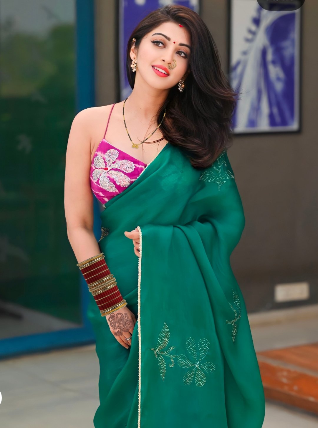 South Asian Gorgeous Desi Girl Wearing Saree Blouse Shape Photos