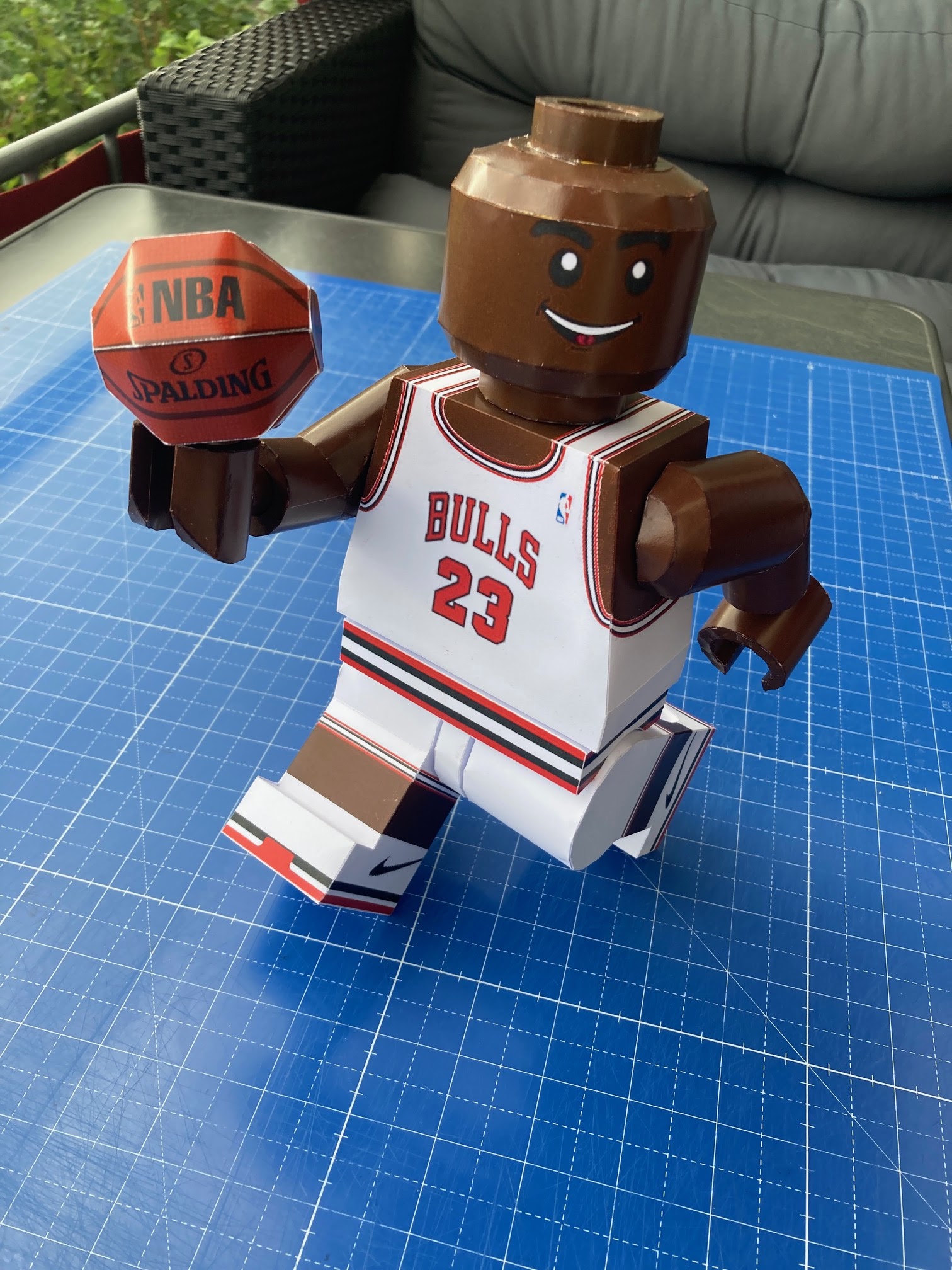 Ninjatoes Papercraft Weblog Papercraft Lego Michael Air Jordan By Ben