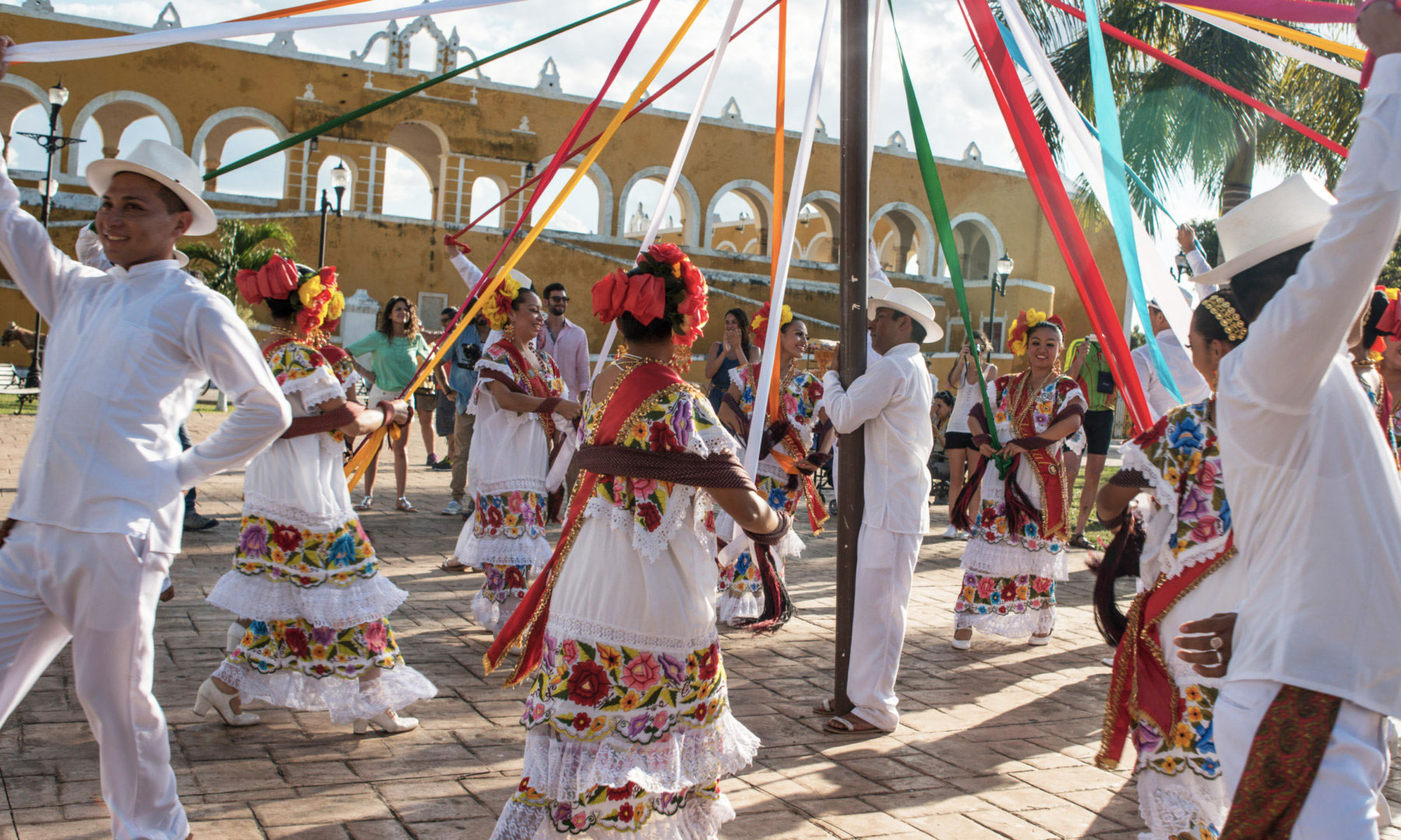 La Danza Folklorica Imágenes Y Descripción La Danza Folklorica