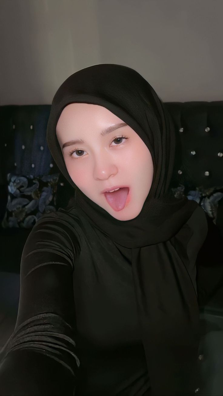 Bokeh Indo Hijaber Cantik Crot Di Muka Doodstream Hijaber