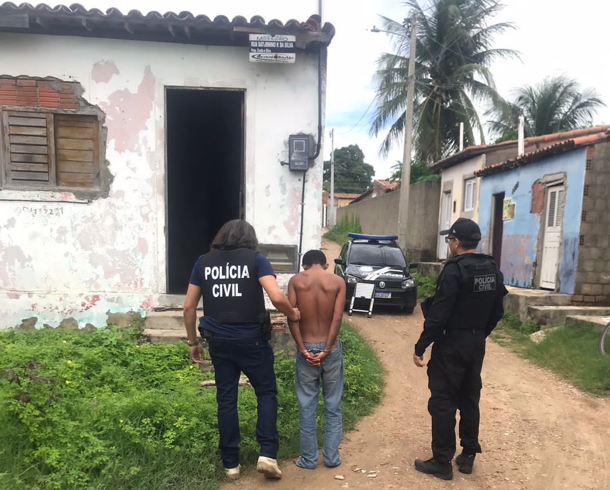 PolÍcia Civil Prende Foragido Por HomicÍdio Em MossorÓ ~ Passando Na