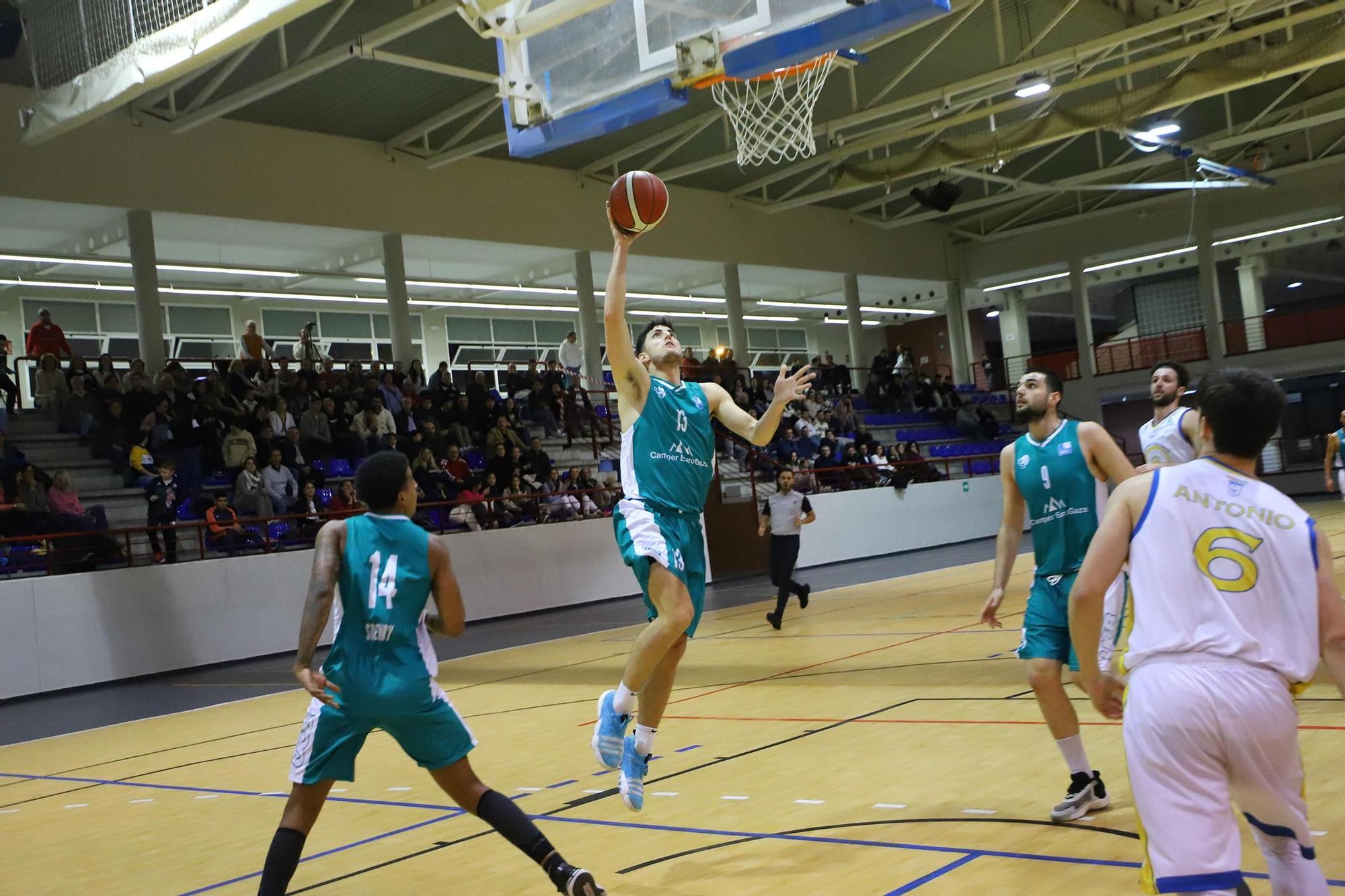 Vive El Basket Con Eduardo Burgos La Consistencia Y El Rodillo De Ucb