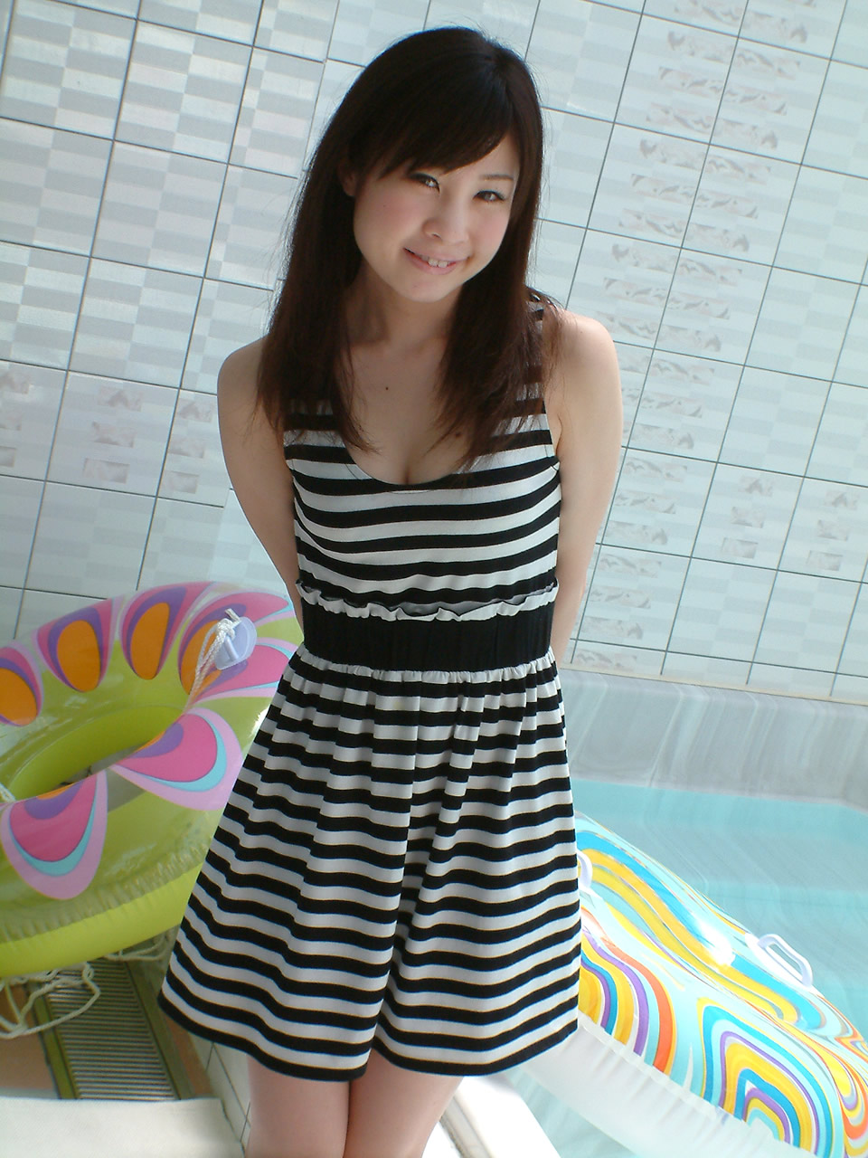 Lemon Mizutama Japanese Sexy Idol Sexy Zebra Dress Playing Water In