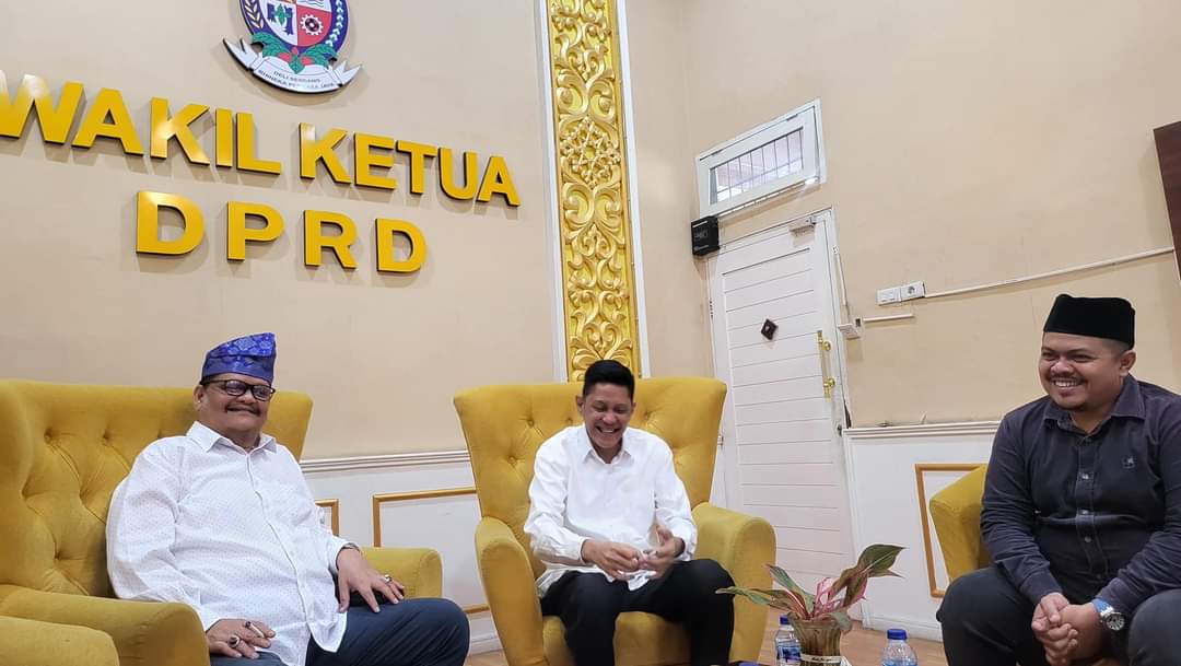 Ketua Dmdi Sumut Dr H Muhammad Isa Indrawan Se Mm Bersama Pengurus