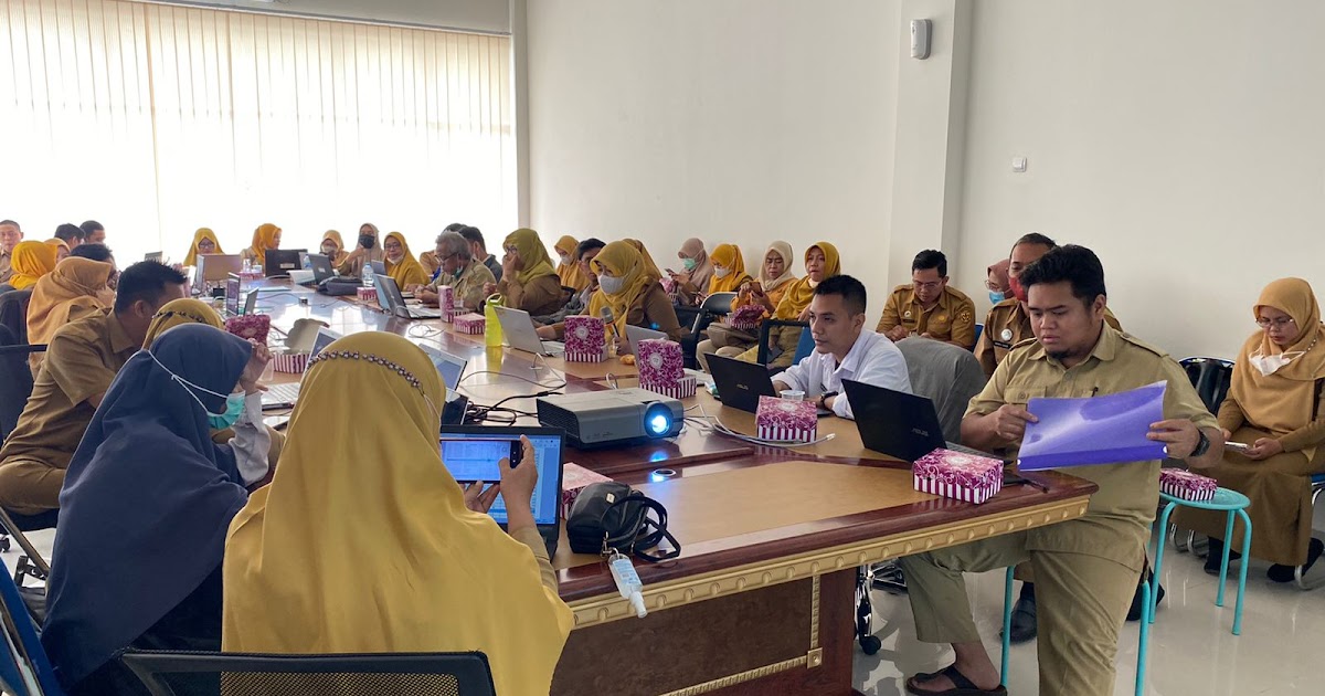 Sosialisasi Dan Pelatihan Sistem Informasi Persediaan Sidia 16